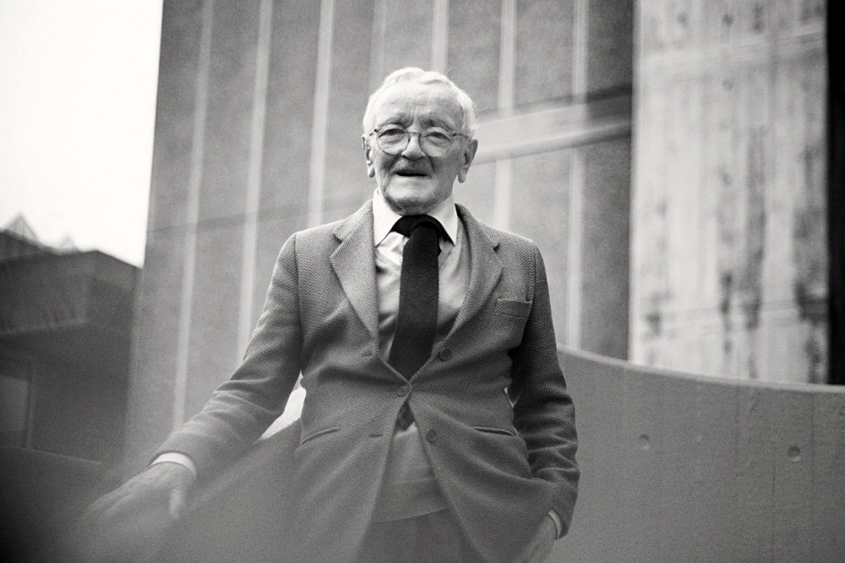 PETER DE ROME - BUTT